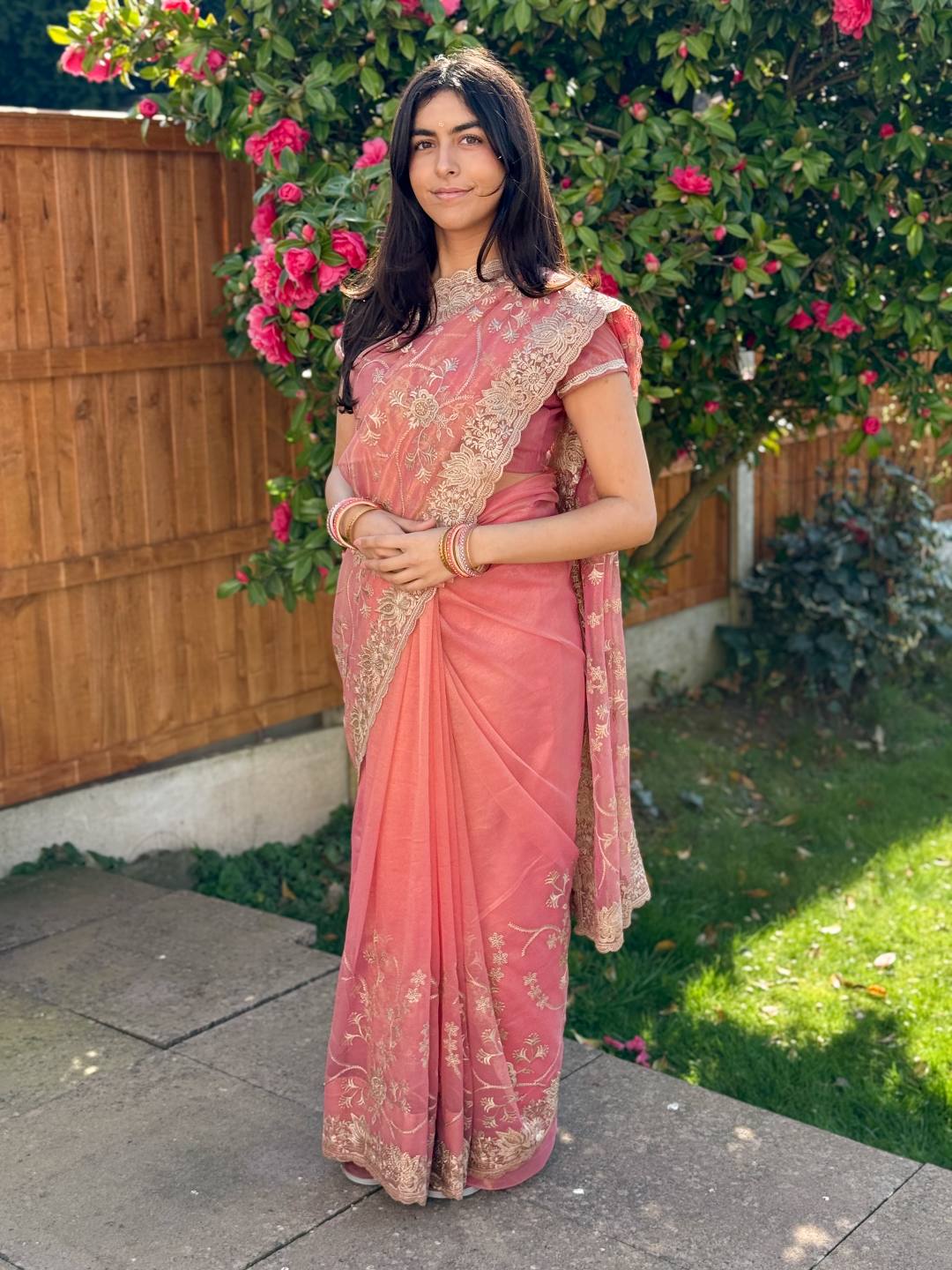 Family and friendship: spotlights from the Sari Stories exhibition - Sampad